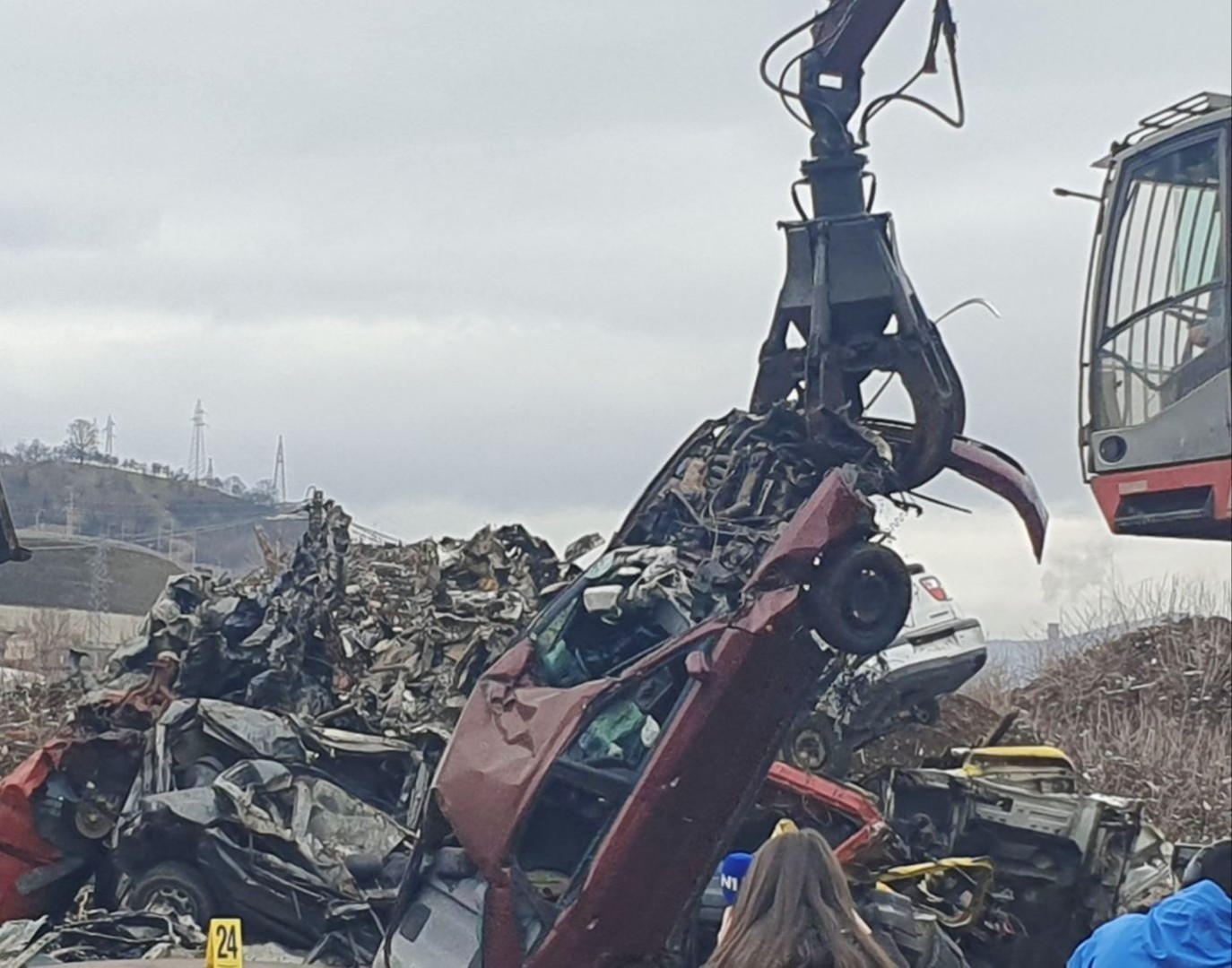 MUP HNK prodaje 192 auta za uništenje na otpadu