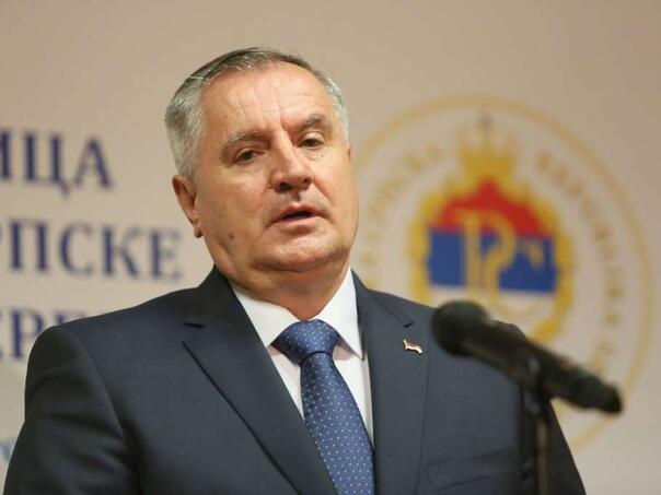 Radovan Višković povrijeđen u saobraćajnoj nezgodi kod Šekovića Radovan Višković povrijeđen u saobraćajnoj nezgodi kod Šekovića
