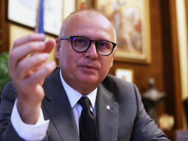Vesić: Nisam uhapšen, dobrovoljno sam se odazvao Vesić: Nisam uhapšen, dobrovoljno sam se odazvao