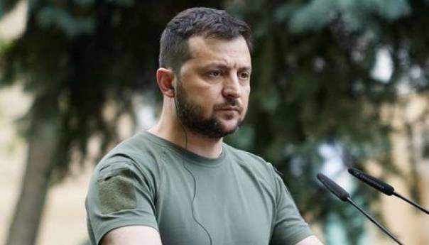 Zelenski traži od EU da zabrani ruske TV stanice i 'propagandiste' Zelenski traži od EU da zabrani ruske TV stanice i 'propagandiste'