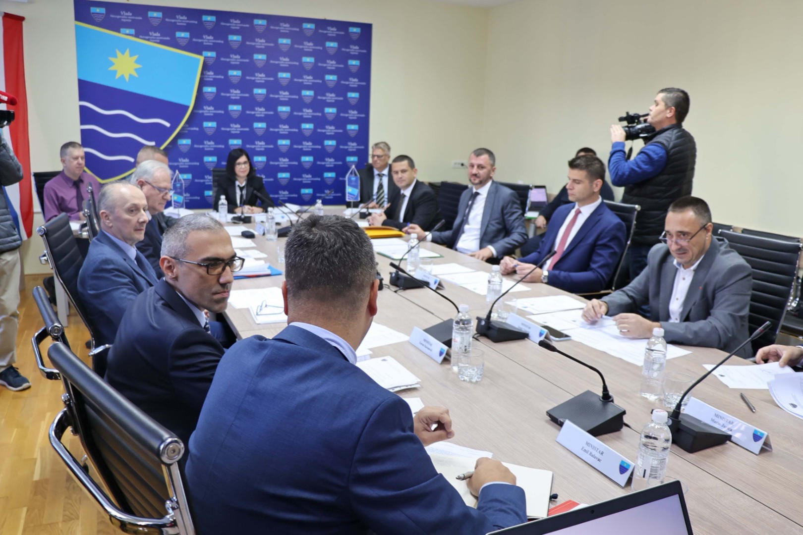 Nakon osam godina: Prva sjednica nove Vlade HNK