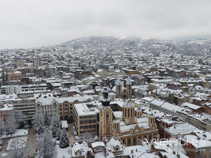 Snijeg prekrio sarajevske ulice: Pogledajte kako izgleda glavni grad ...