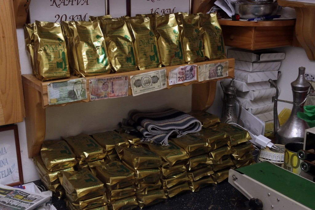 Dibek i ćuskija 150 godina čuvaju tajnu tucane kafe