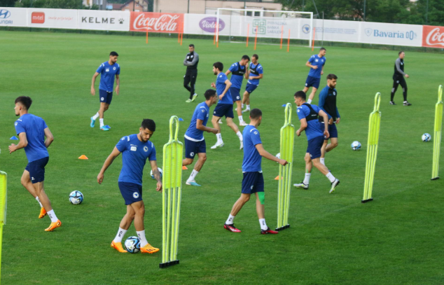 Reprezentacija BiH odradila posljednji trening pred Luksemburg Reprezentacija BiH odradila posljednji trening pred Luksemburg